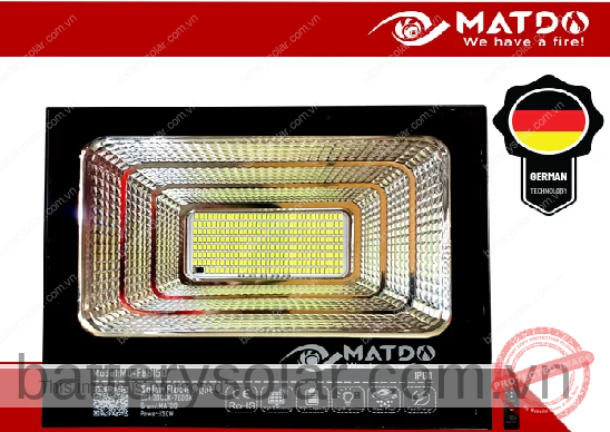 Đèn pha 150w 300w 500w năng lượng mặt trời MATDO